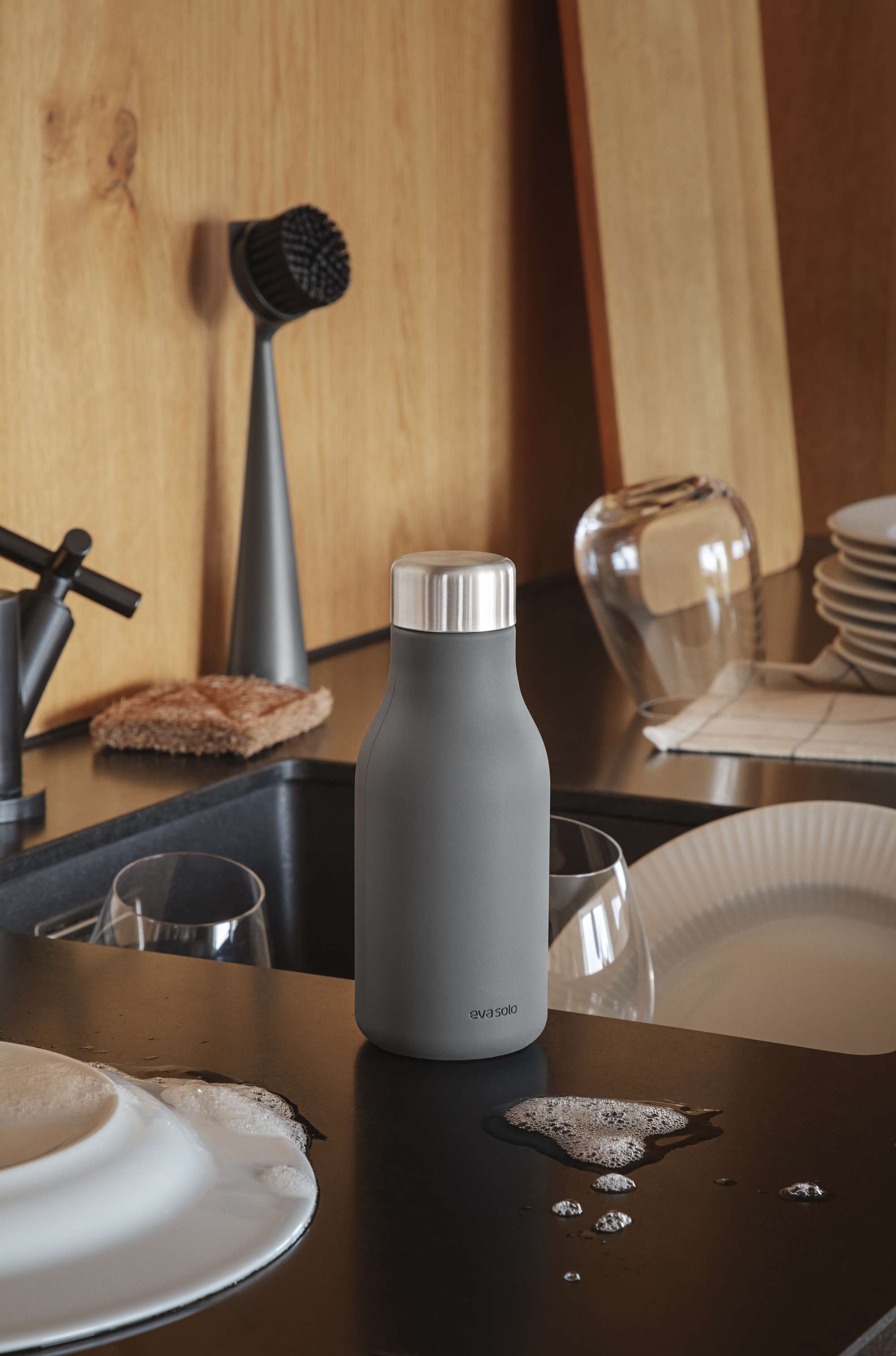 Squeeze soap dispenser - Elephant grey