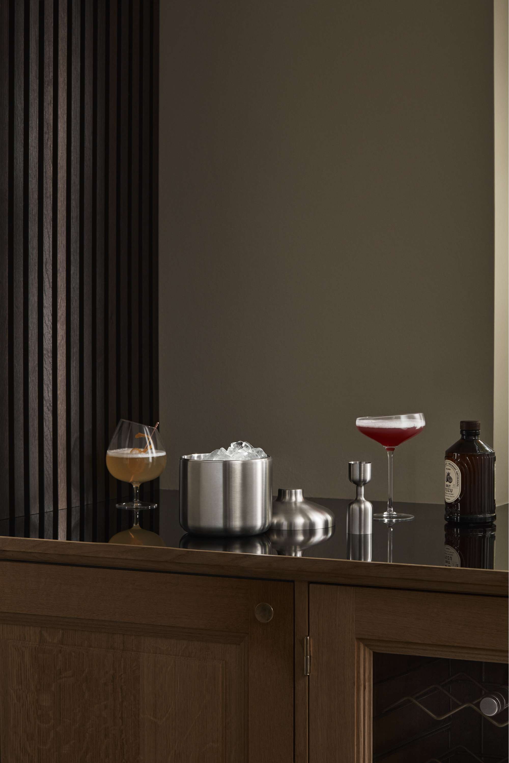 Liquid Lounge Insulated Ice Bucket with Scoop