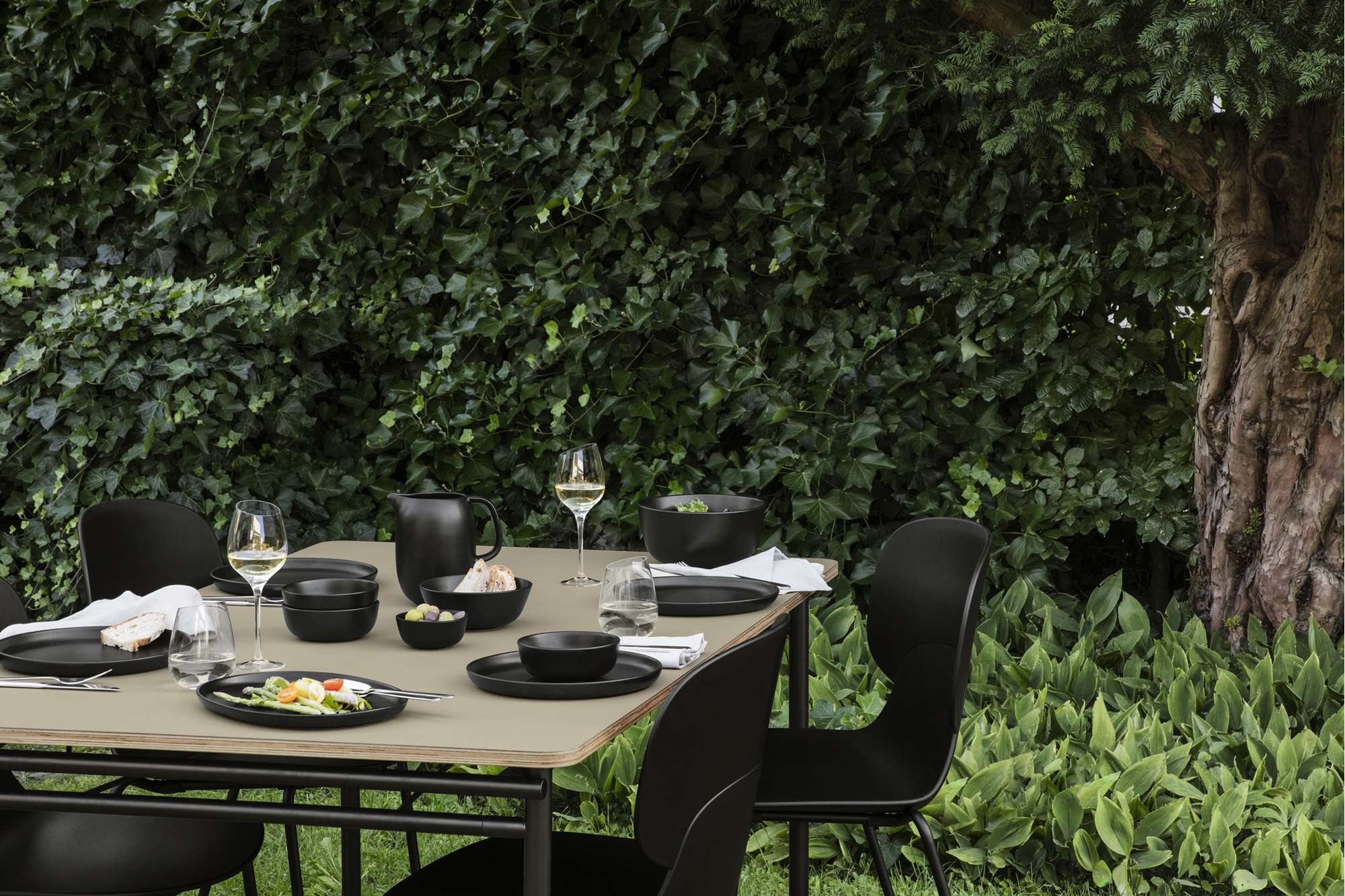 Nordic kitchen oval plate - 32 cm