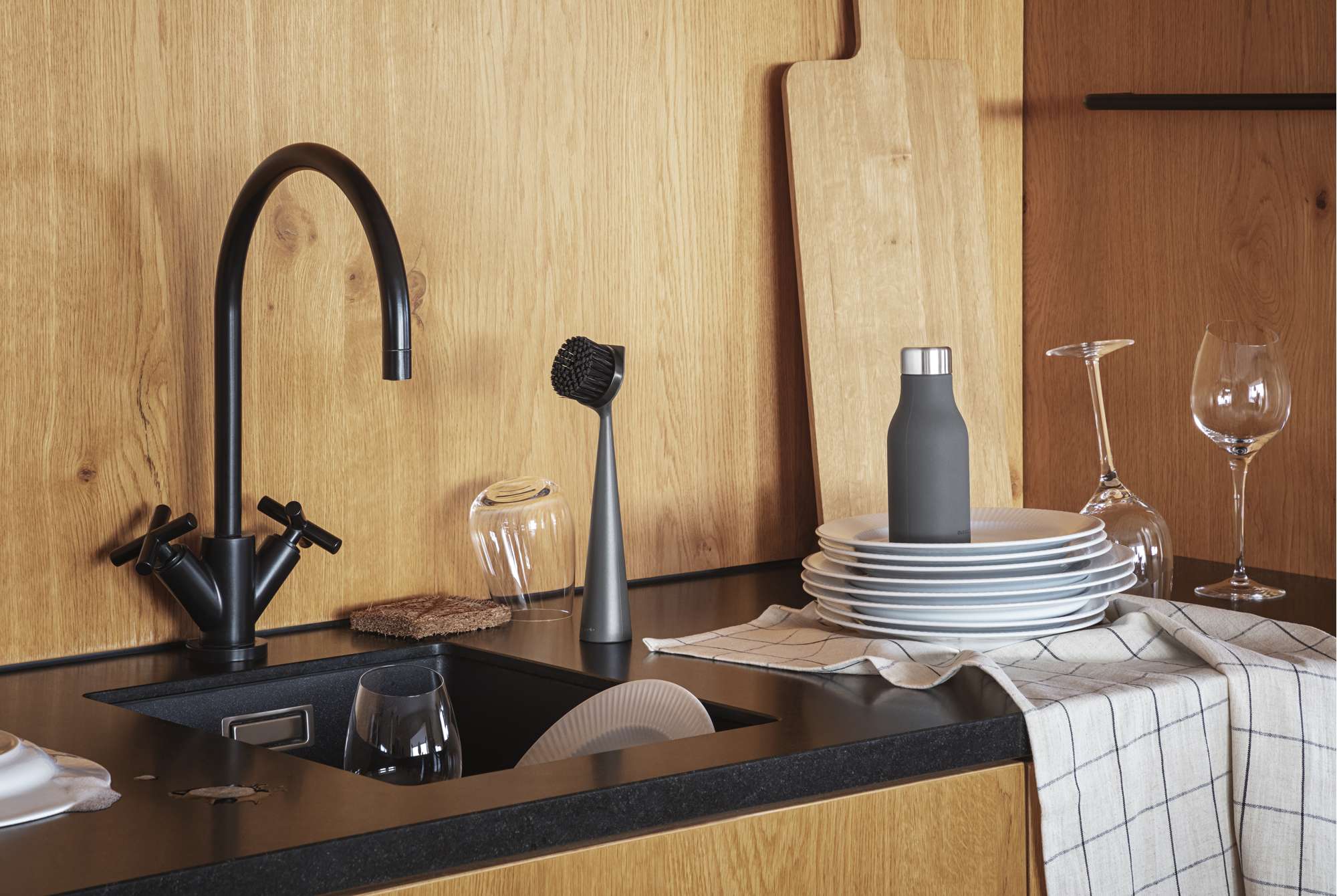 Squeeze soap dispenser - Elephant grey