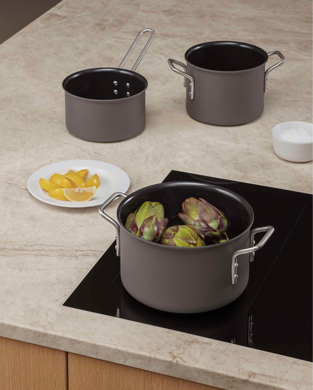 Cookware sets
